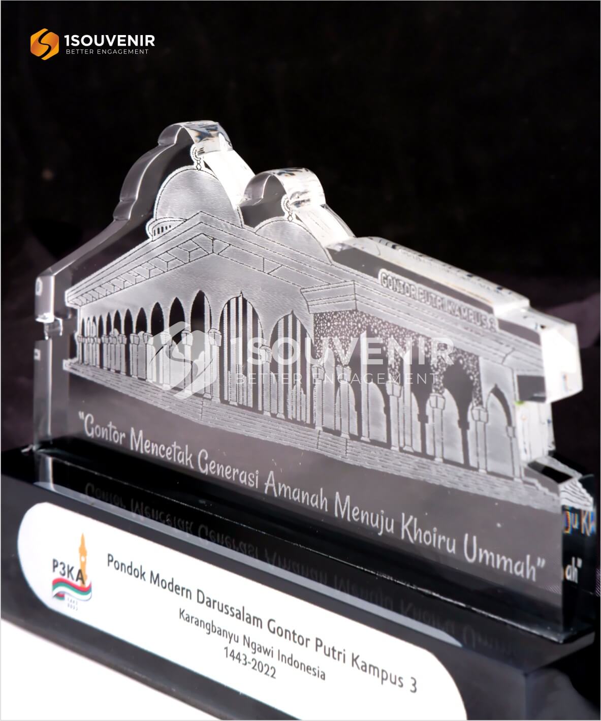 Plakat Akrilik Pondok Modern Darussalam Gontor Putri Kampus 3